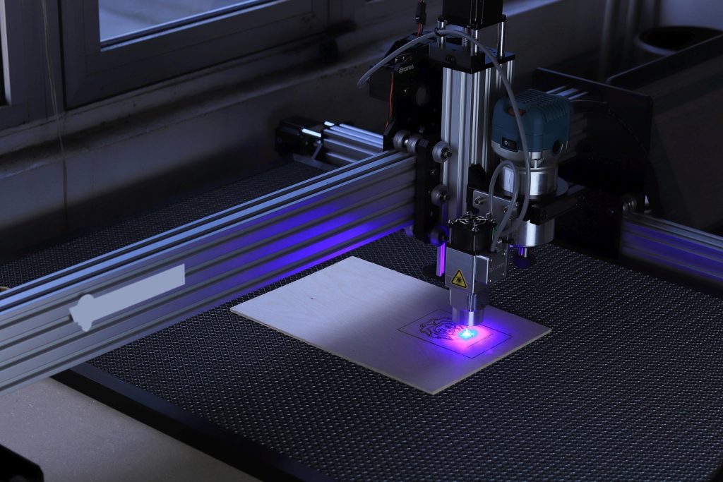 Kontakt - CNC Obrada